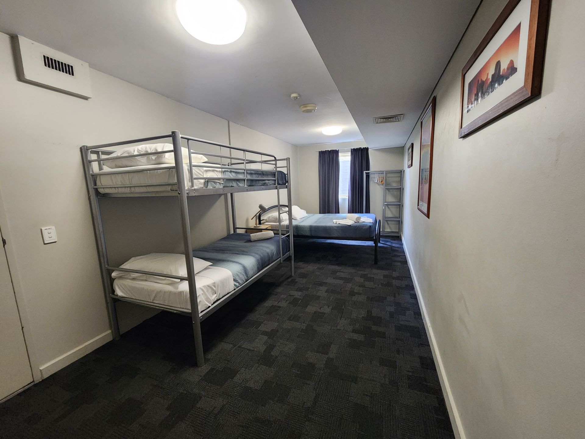 4 Person Family En-suite - Big Hostel