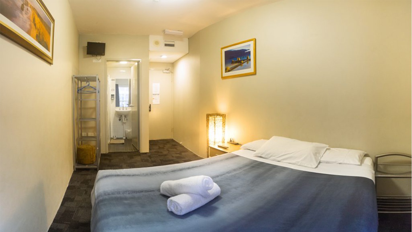 Double En-suite - Big Hostel